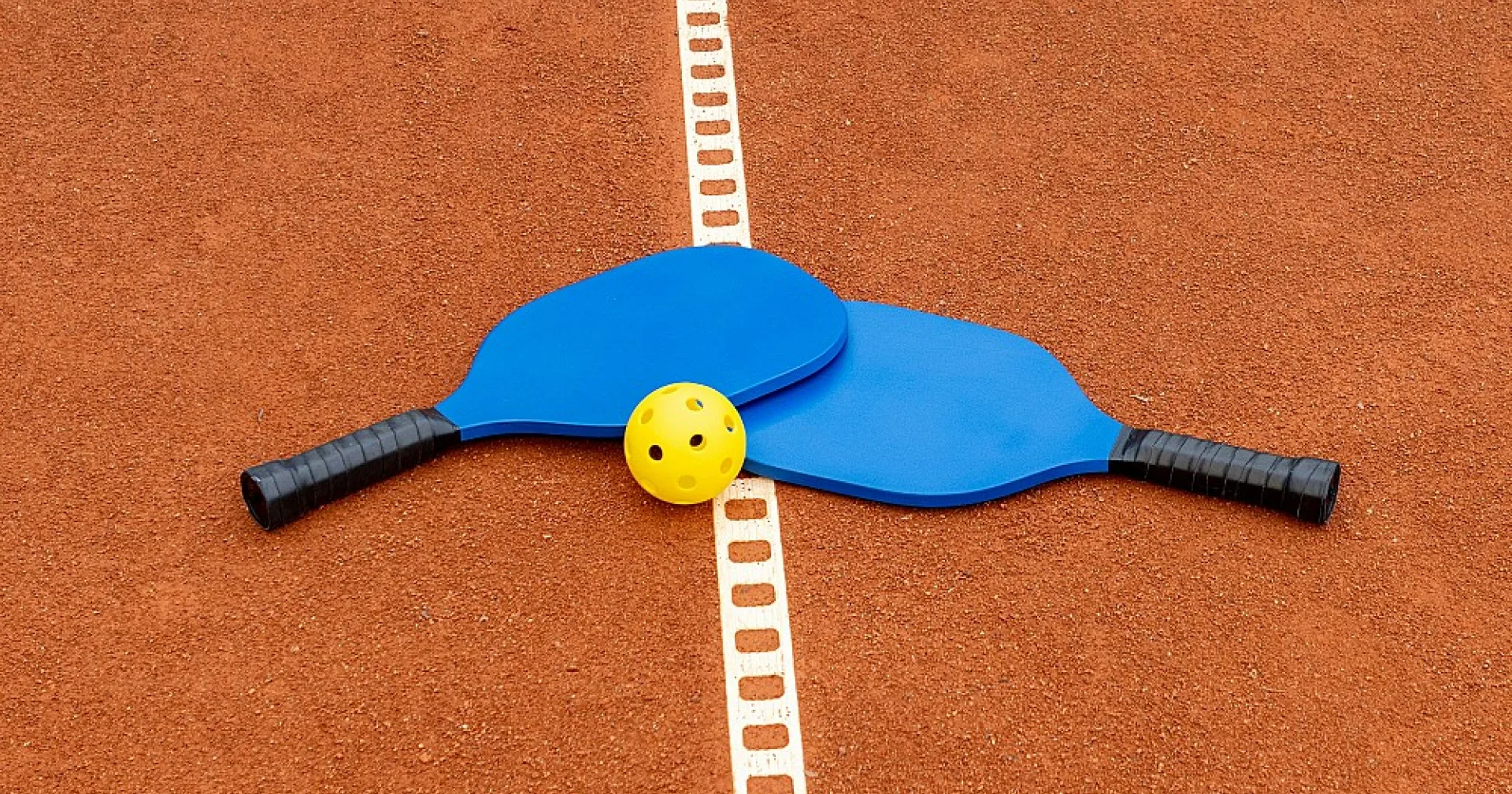 How to choose the right pickleball clothes for men